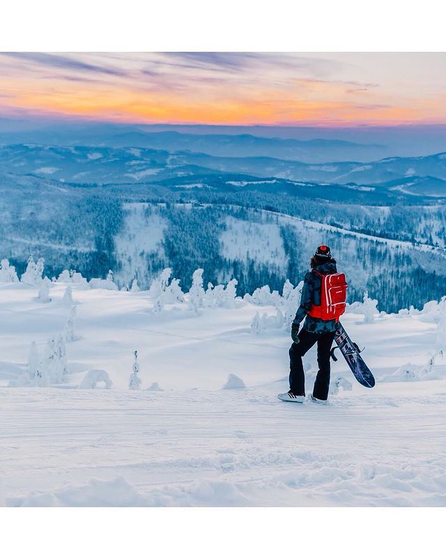 Exploring the Best Snowboarding Routes: A Guide to Epic Backcountry Tr ...